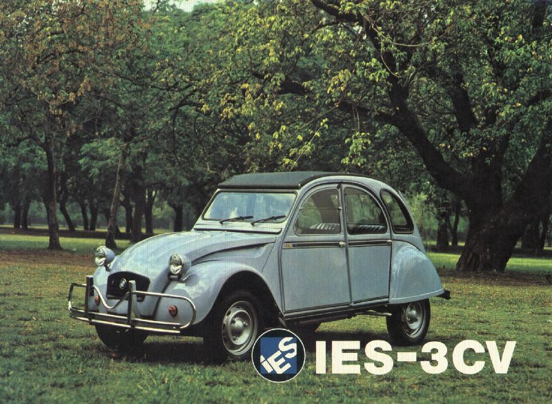 Citroën 2CV UMAP 425 / 435 / 500 SM : une autre vision de la Deudeuche