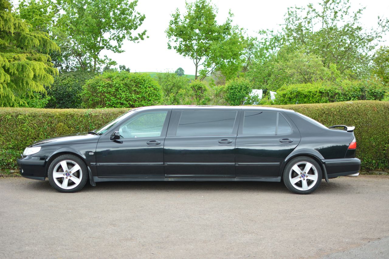 Saab 9-5 Limousine: une suédoise à 6 portes par Coleman Milne