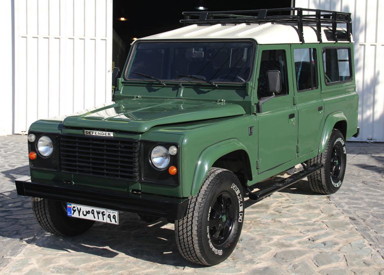 Morattab Pazhan V6 3000: désirable iranienne